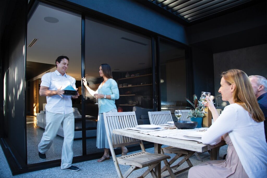 Retractable Fly Screens Sunshine Coast | Shademe.